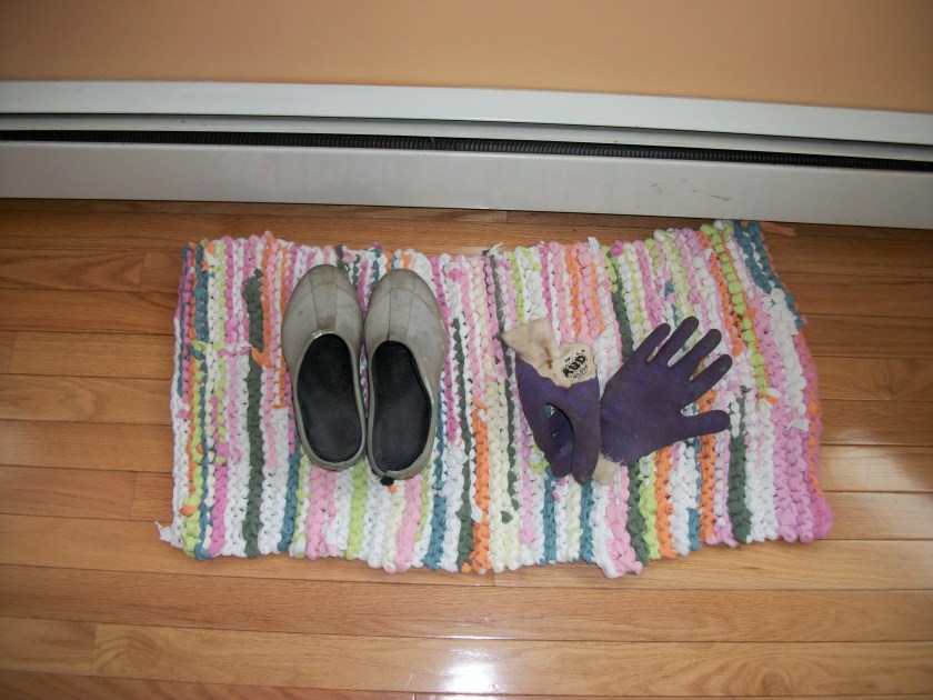 t-shirt rug – Louisa Enright's Blog